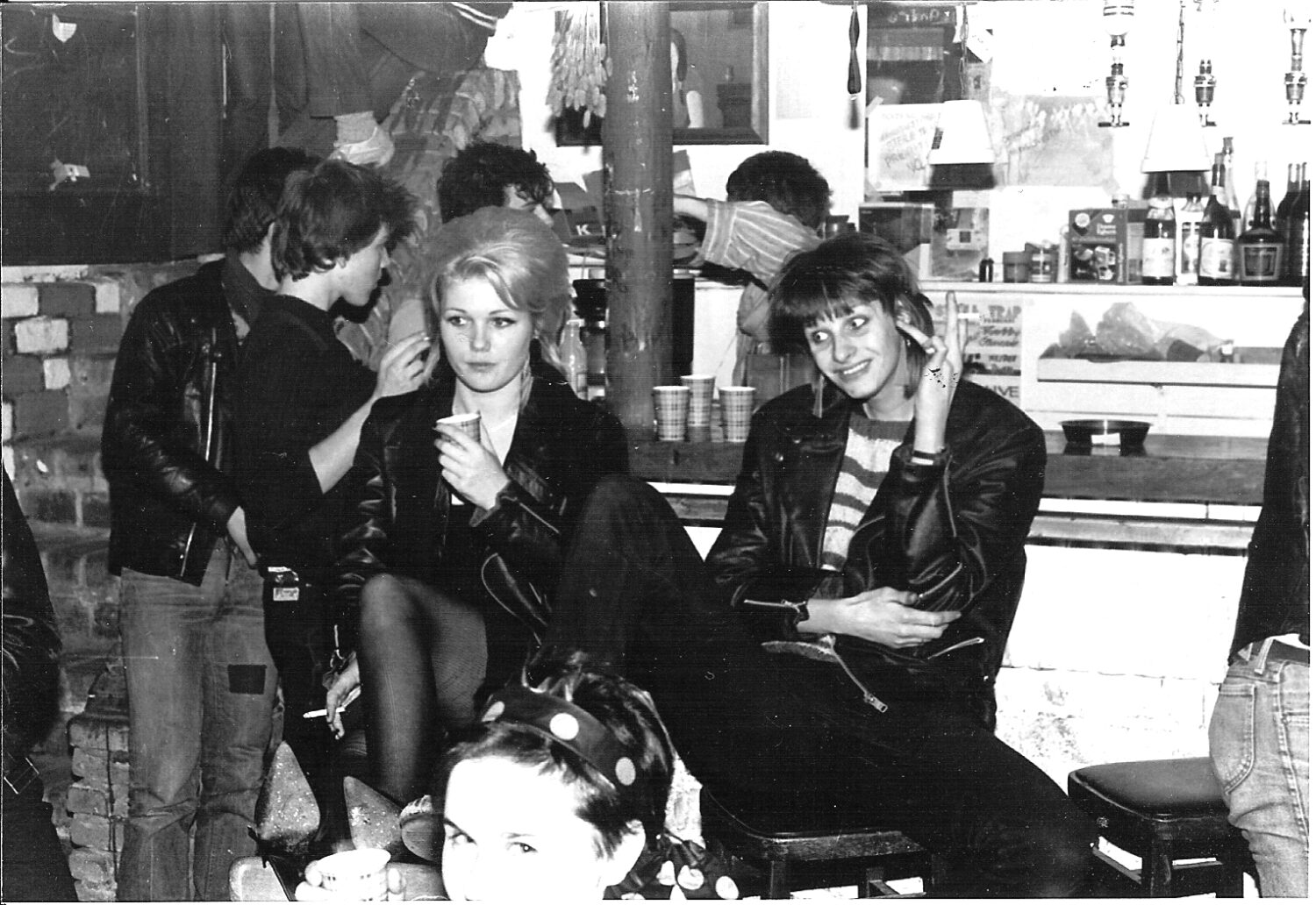 Blast From the Past: Nixe - MAXIMUM ROCKNROLL