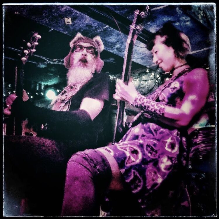 MRR Radio - MAXIMUM ROCKNROLL