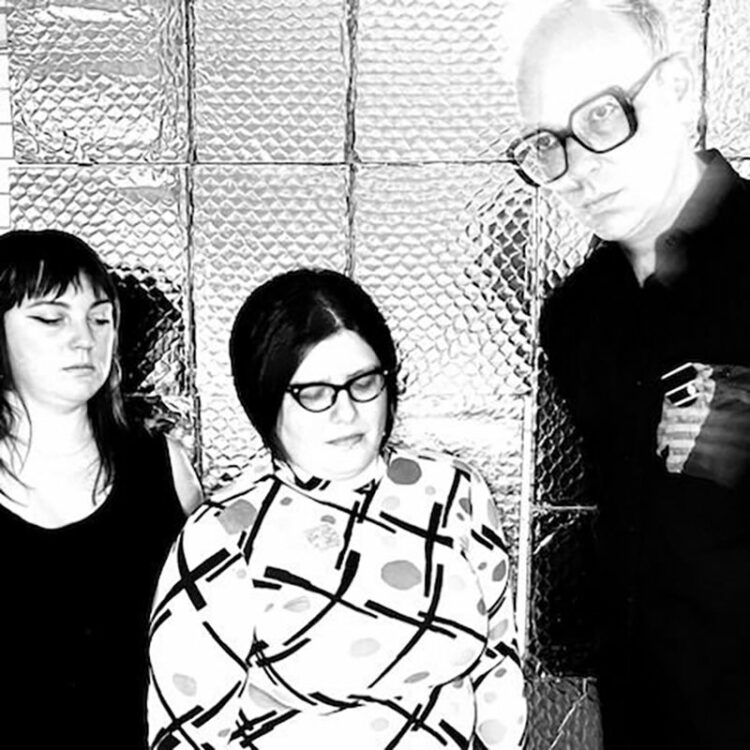 MRR Radio - MAXIMUM ROCKNROLL